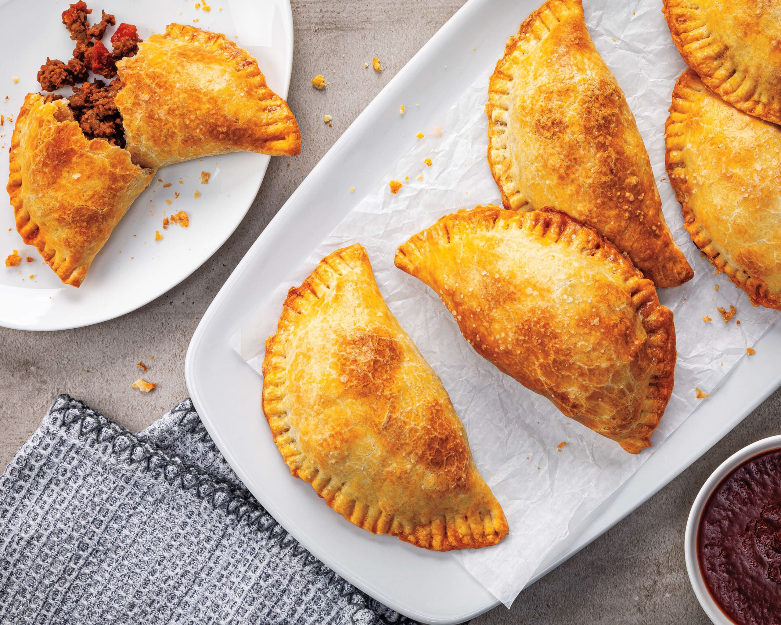 Empanadas con Chile con Carne (Empanadas with Chili con Carne ...